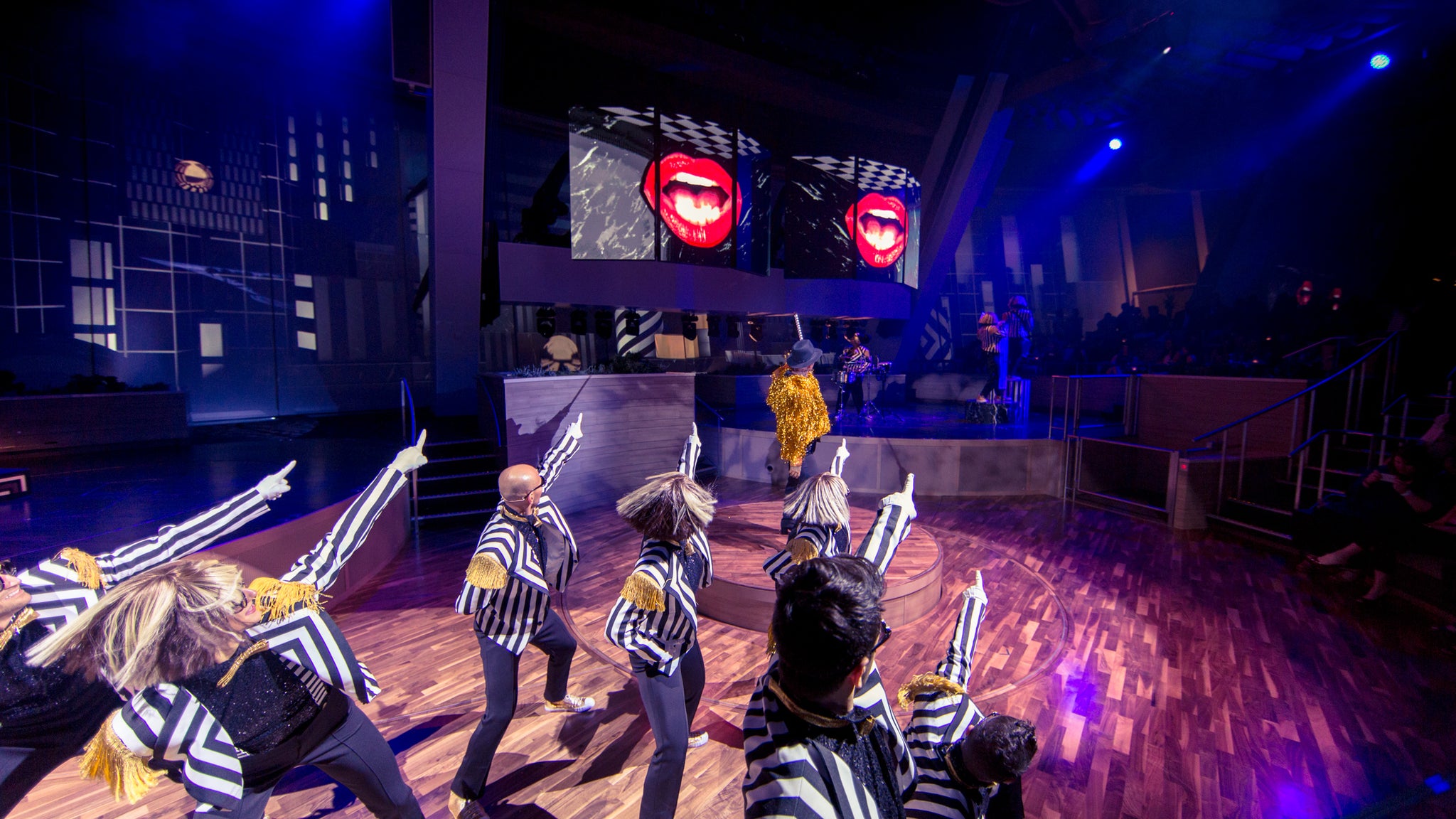 Spectra's Cabaret at The Royal Carabbean | Moment Factory