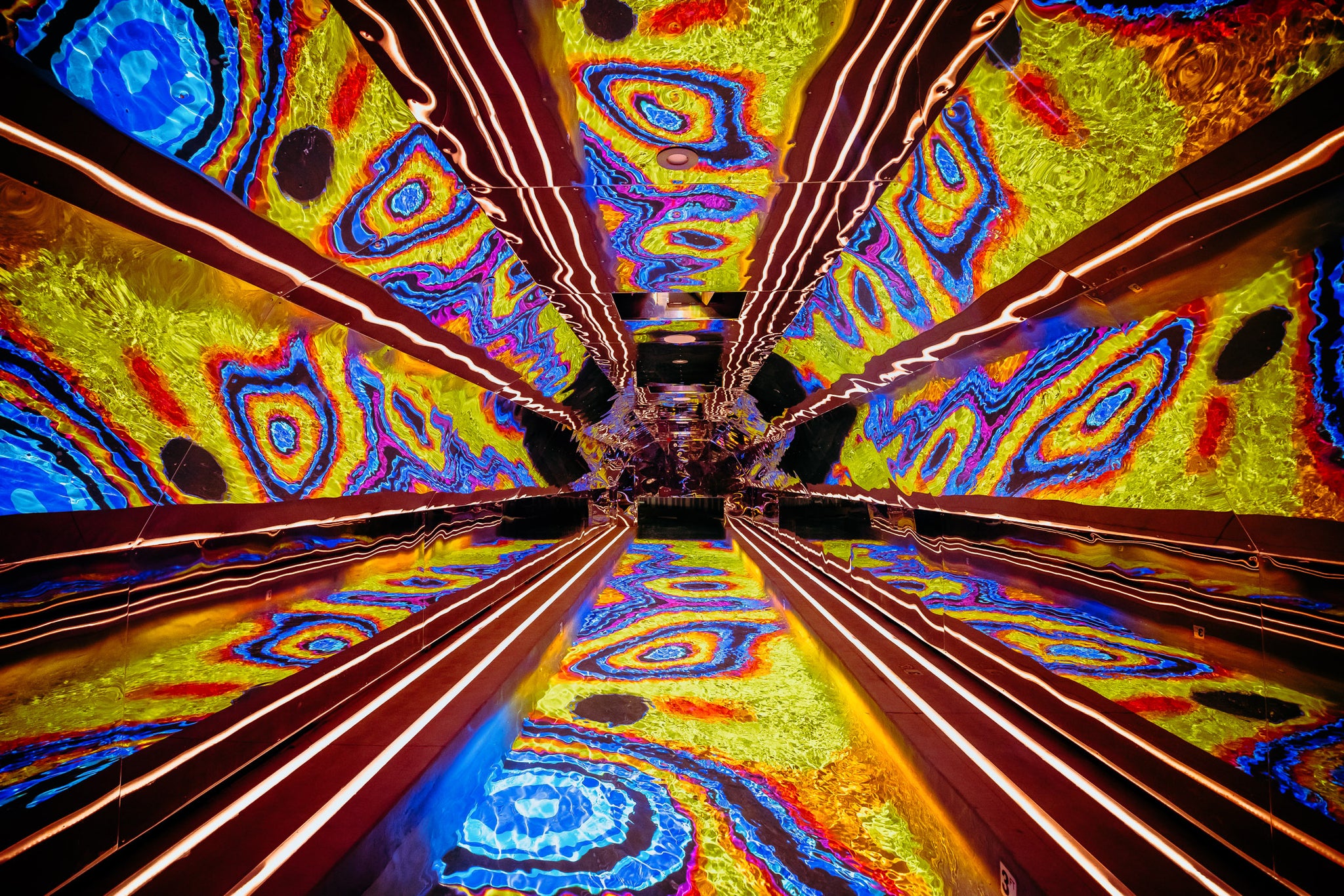 Kaleidoscope Kavern Lazy River | Moment Factory