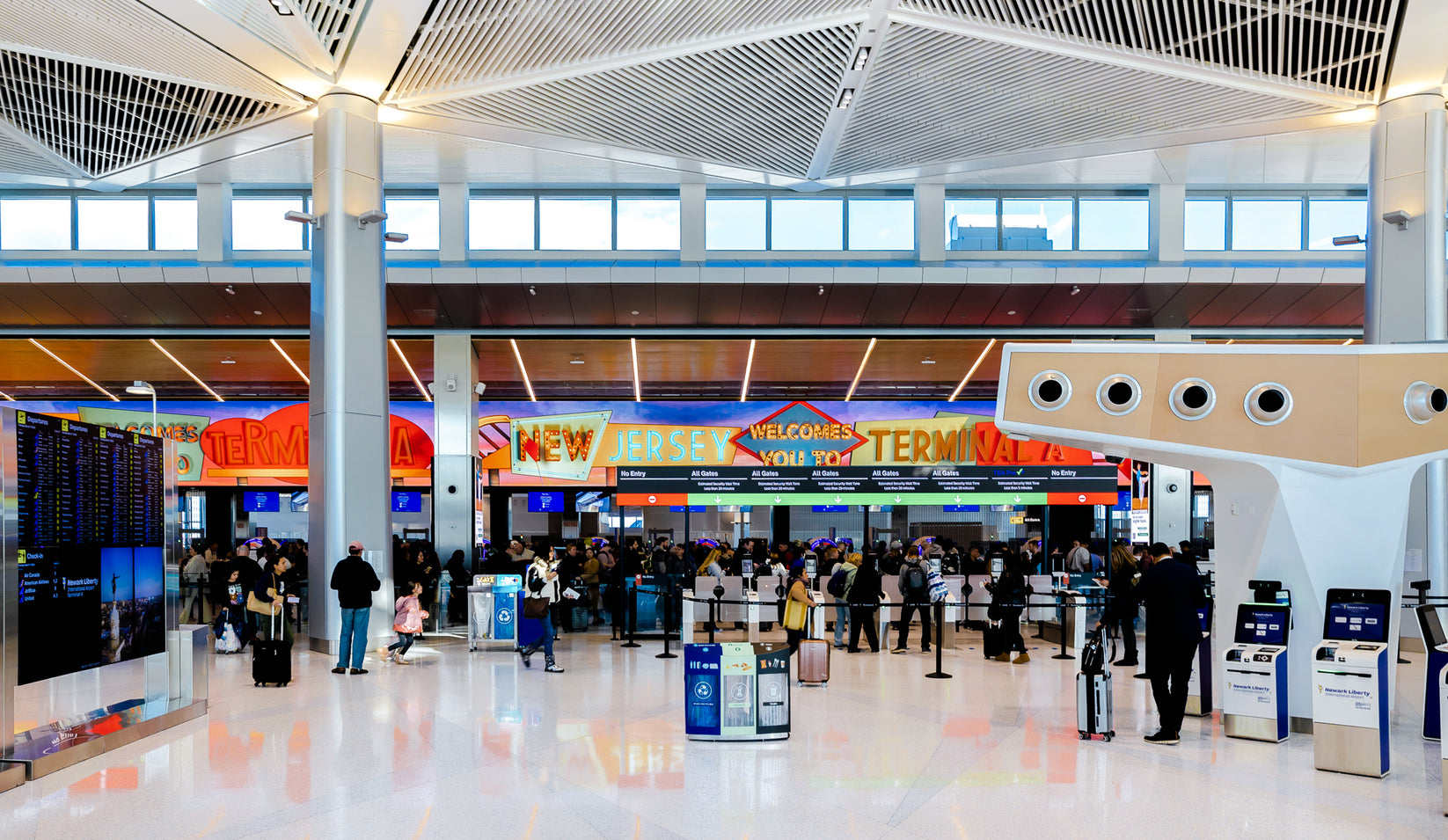Newark Liberty International Airport | Moment Factory