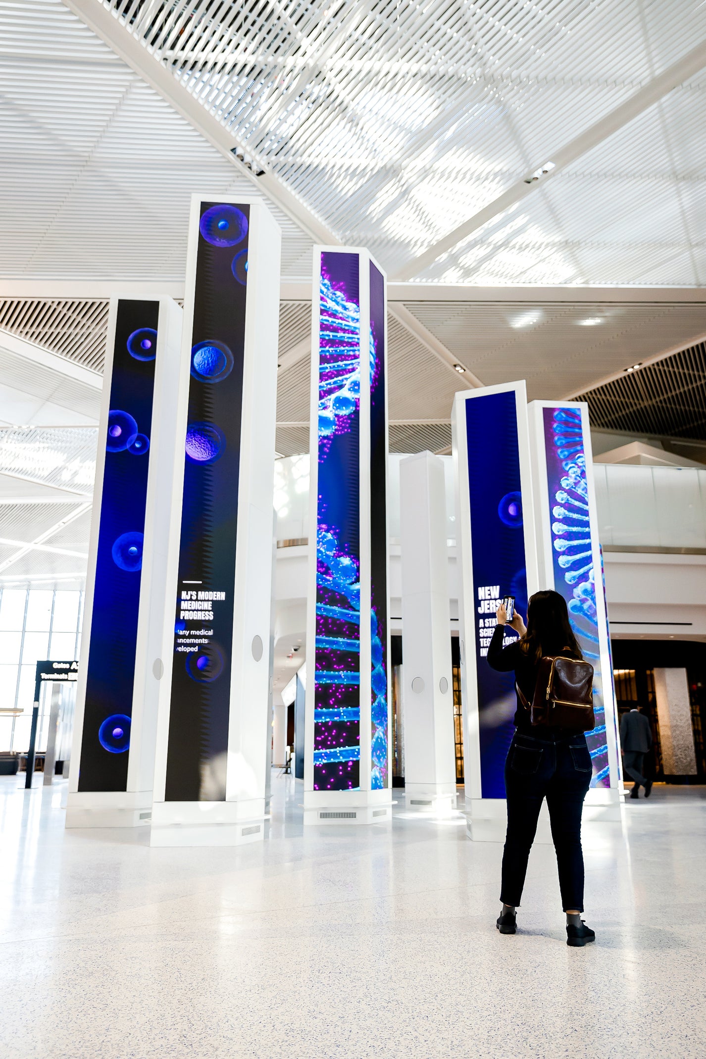 Newark Liberty International Airport | Moment Factory