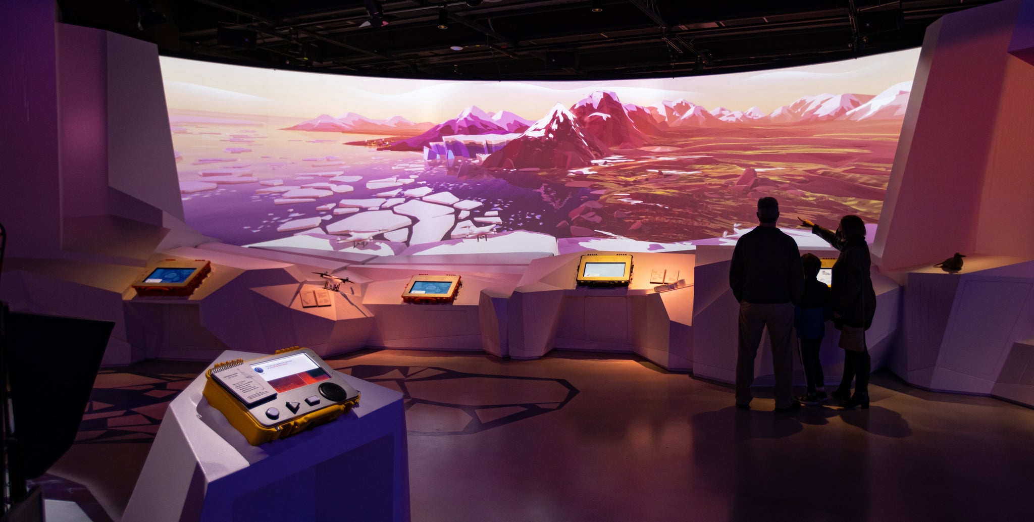 Arctic adventure: An Immersive Exhibition I Moment Factory