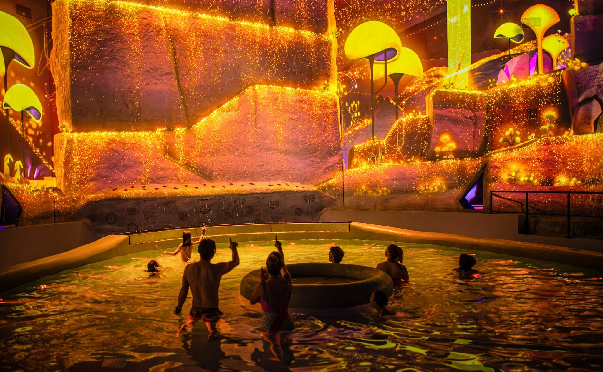 Les abysses de Lumière at Aquascope I Moment Factory