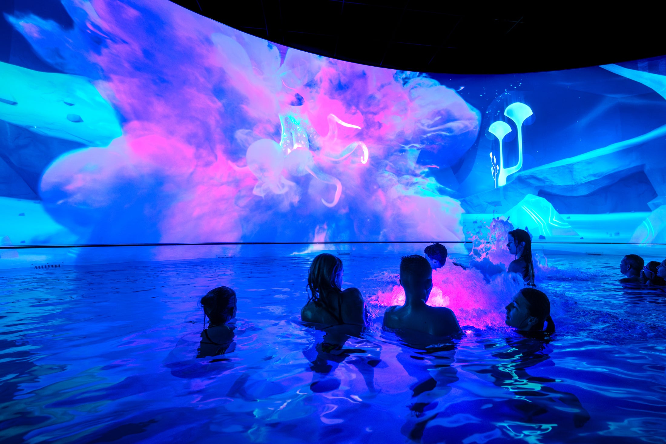 Les abysses de Lumière at Aquascope I Moment Factory