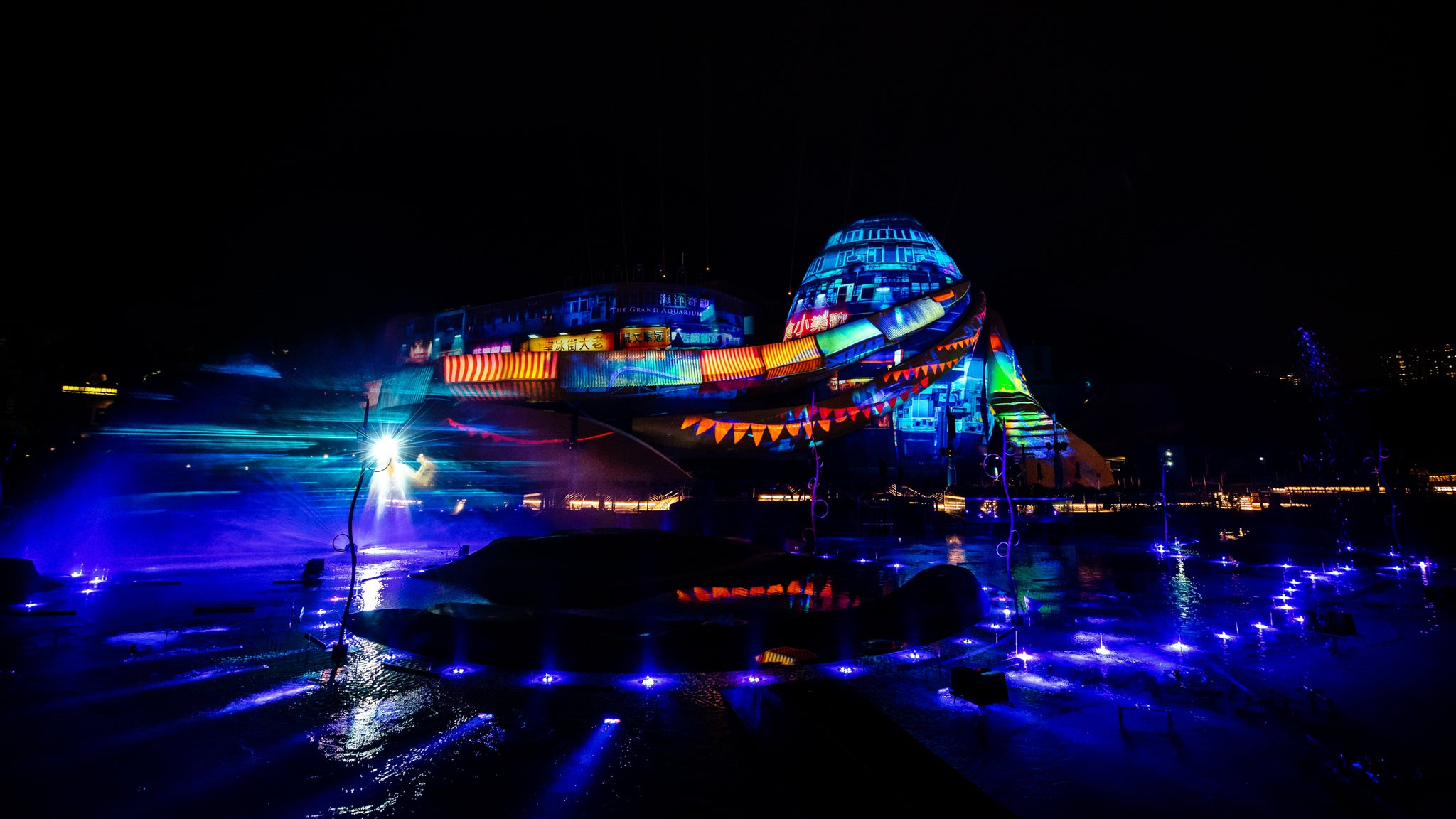 Visons of Hong Kong at Ocean Park | Moment Factory