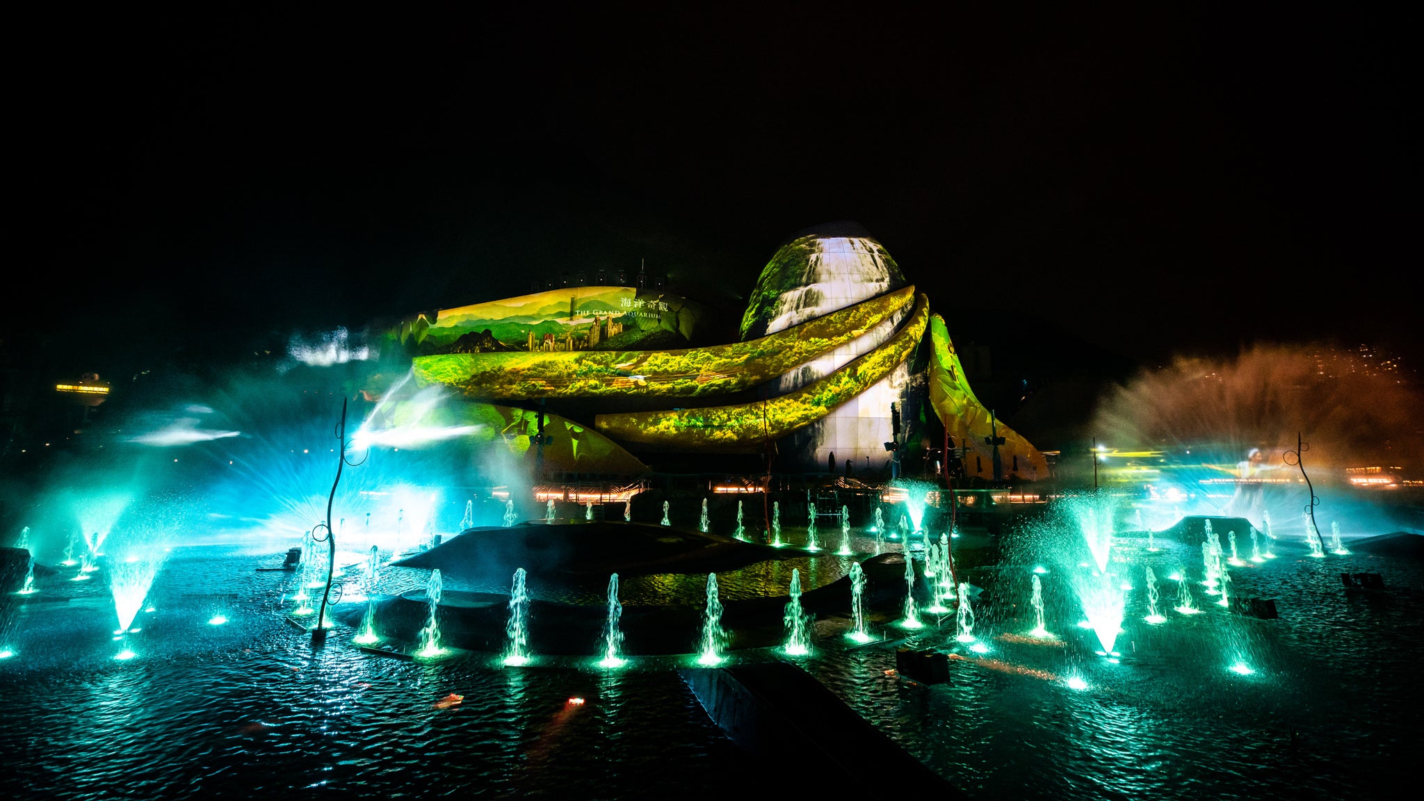 Visons of Hong Kong at Ocean Park | Moment Factory