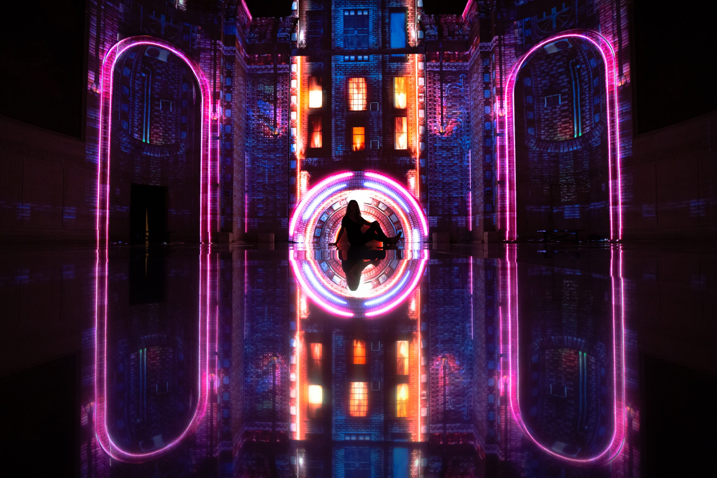 Contact – Moment Factory