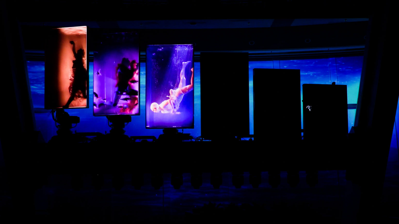 Oceanides at Royal Caribbean | Moment Factory